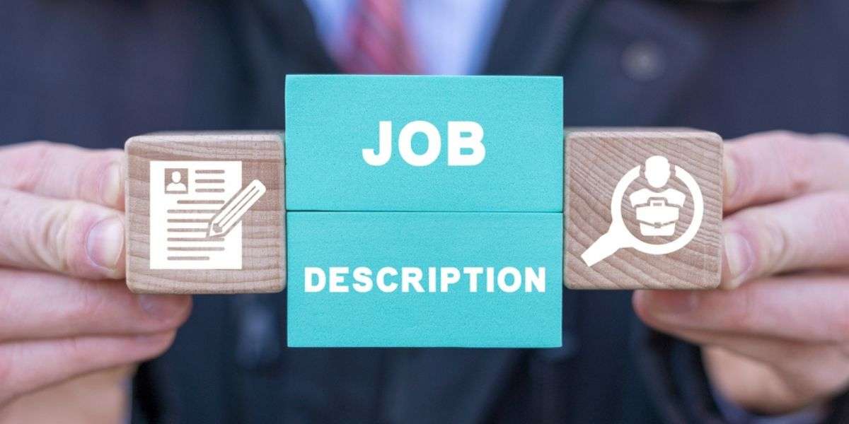 What to Include in a Marketing Virtual Assistant Job Description